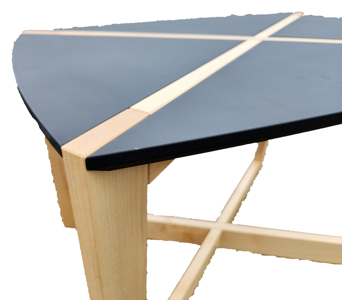 Vejle 840 End Table | International Design Center