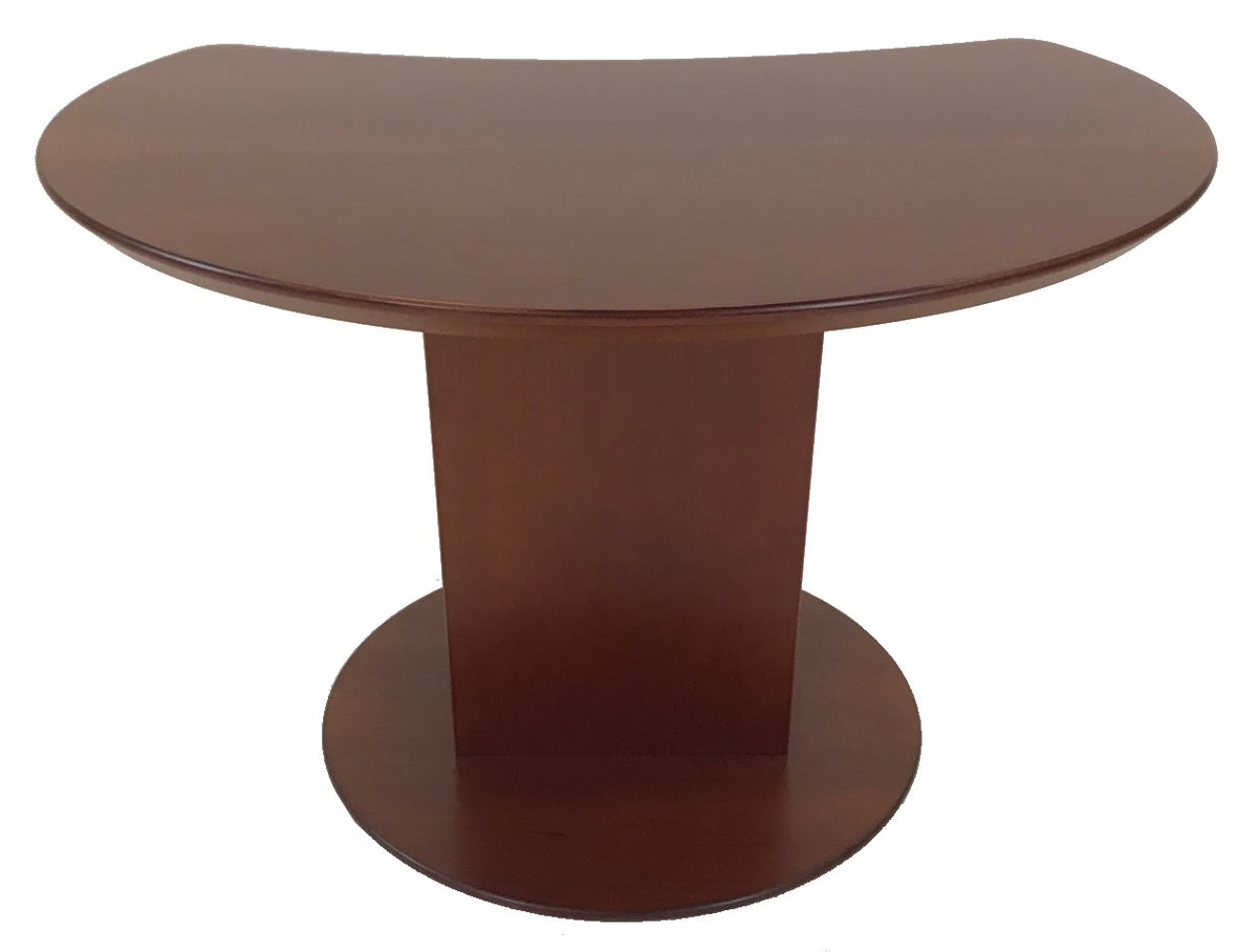 Vejle 921 End Table | International Design Center